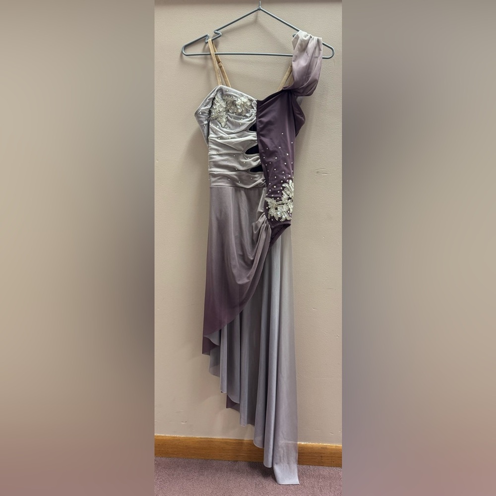 Asymmetrical One Shoulder Rhinestone And Appliqu Lyri… - Gem